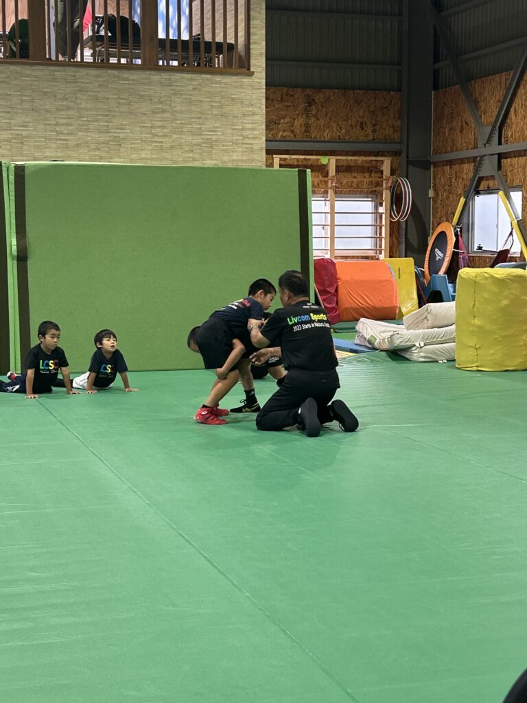 リブコムスポーツクライブ【舞鶴市】フィットネスクラブ/体操教室/レスリング教室 - Fraot