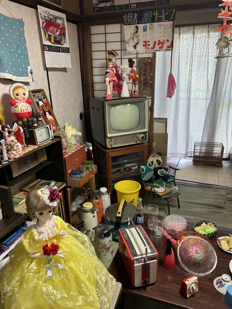 ルーシーちゃんの魔法の玩具博物館のルーシーさんに会いに行きました！【京都府舞鶴市】 - Fraot